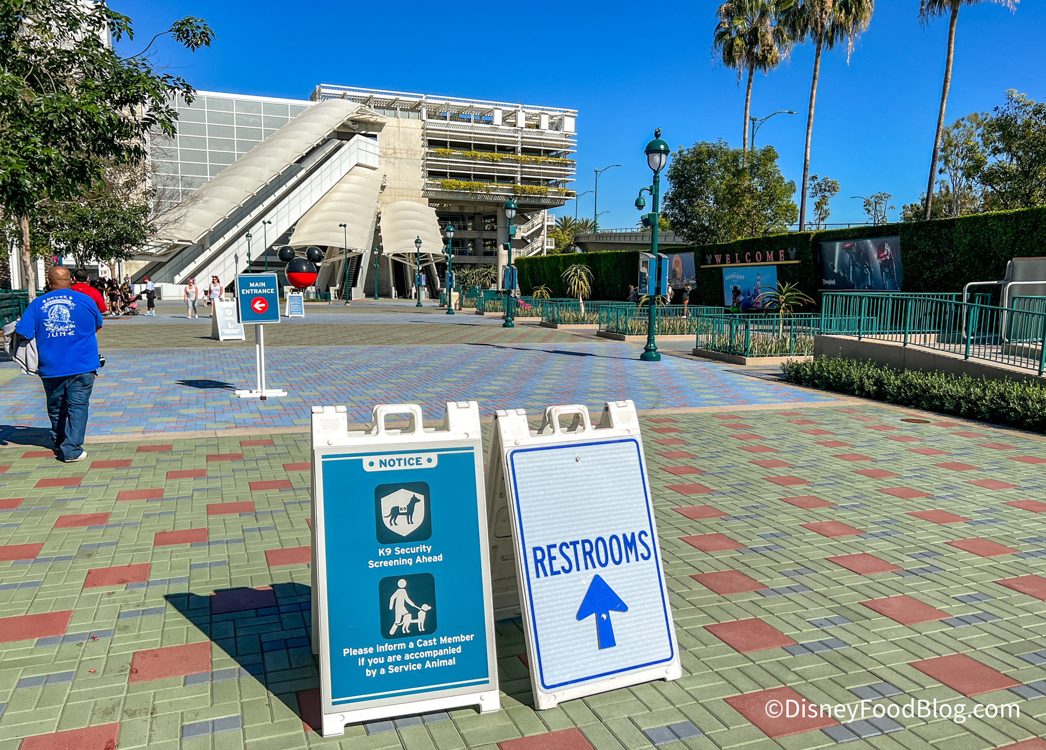 Downtown Disney Parking Tips | the disney food blog