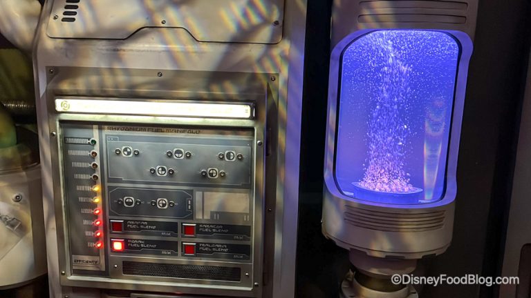 Disney World Star Wars Hotel -- Galactic Starcruiser | the disney food blog