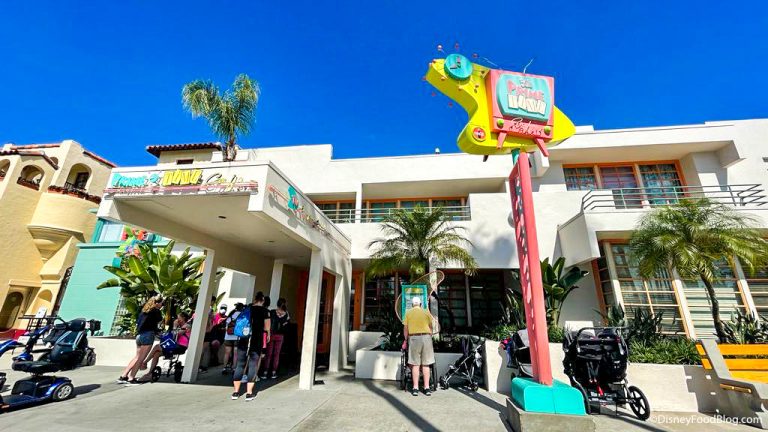 REVIEW: 50's Prime Time Cafe Has a REVAMPED Menu and We're Giving it a ...