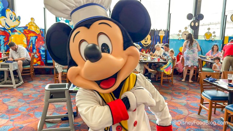 Disney World Character Meals | the disney food blog