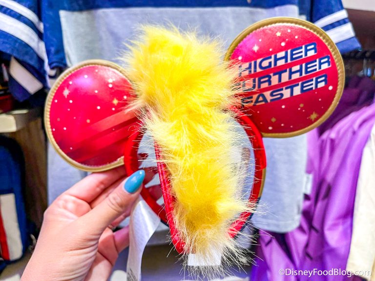 We Found MOHAWK MICKEY EARS in Disneyland, Y'all! | the disney food blog