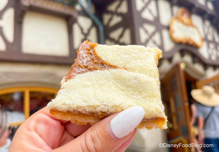 strawberry caramel butter bar | the disney food blog