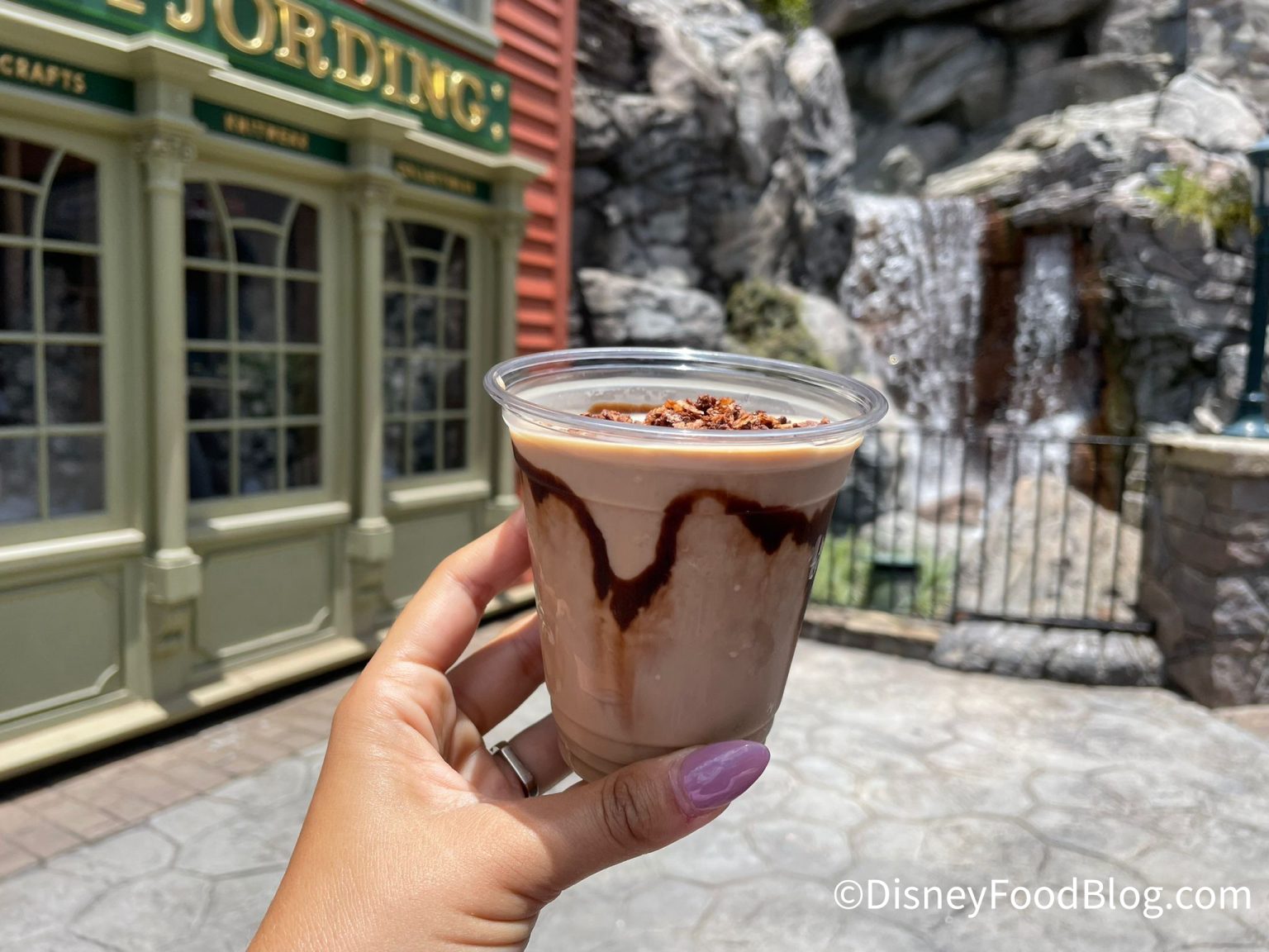 These Disney Adult EPCOT Hacks Are Getting Out of Control | the disney ...