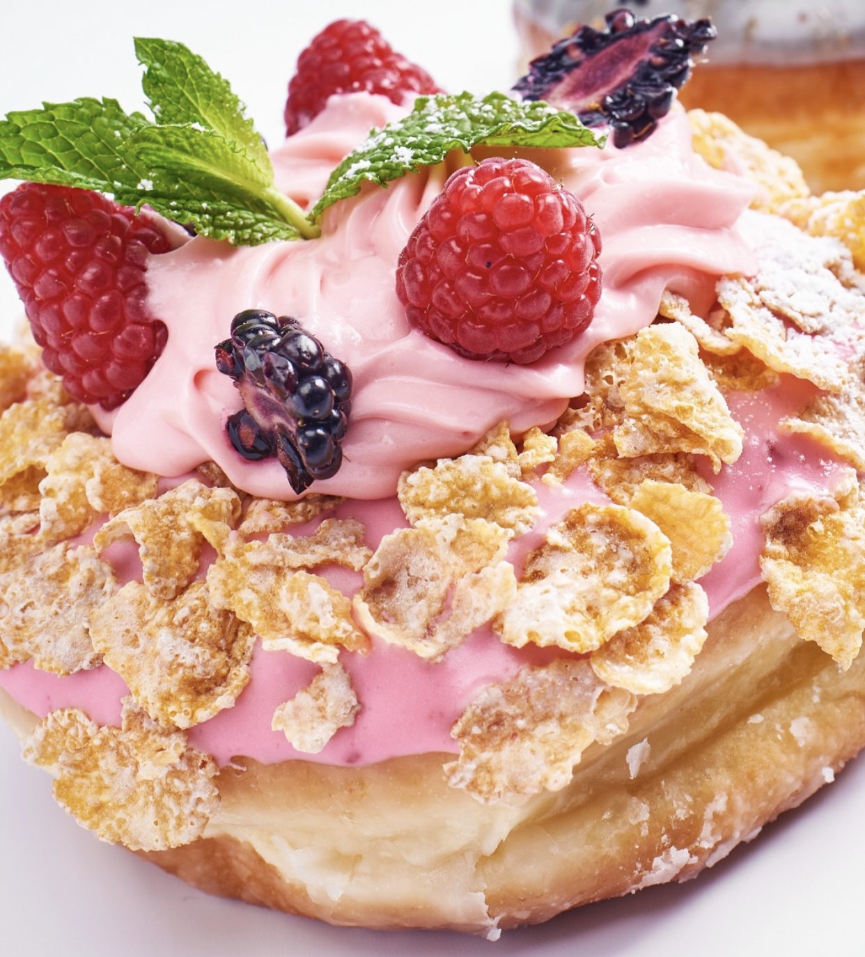 We're Not 100% Sold on the NEW Donut Coming to Disney World | the ...