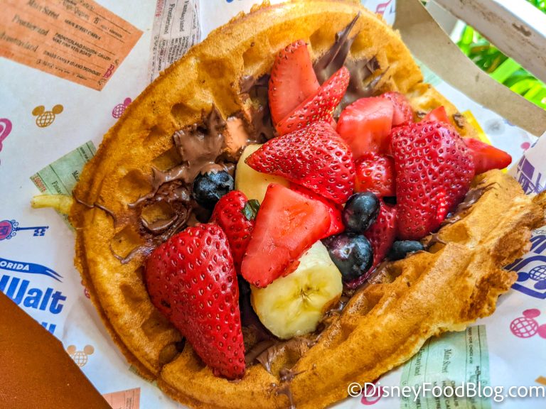 23 Snacks You CANNOT Miss in Disney World in 2023 | the disney food blog