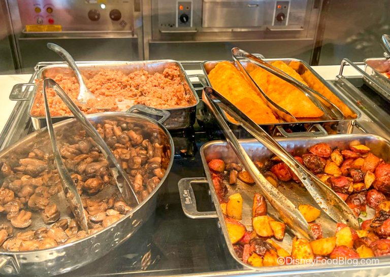 What It's Like to Live on a Cruise Ship for 6 Months | the disney food blog