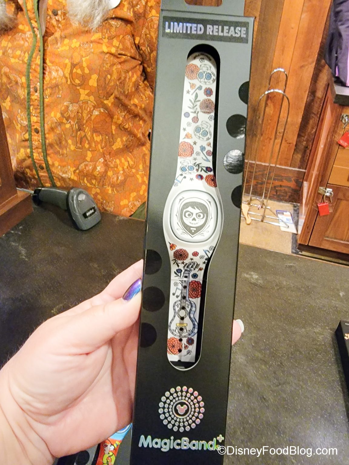 Everything PLUS About MagicBand+ in Walt Disney World and Disneyland ...