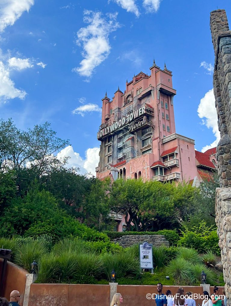 It's a Holiday Weekend in Disney World — Where Are All The People ...