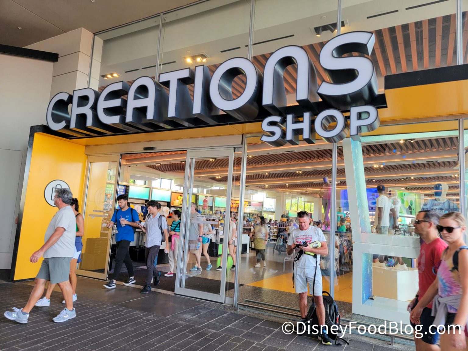 What's Going WRONG With the EPCOT Transformation | the disney food blog