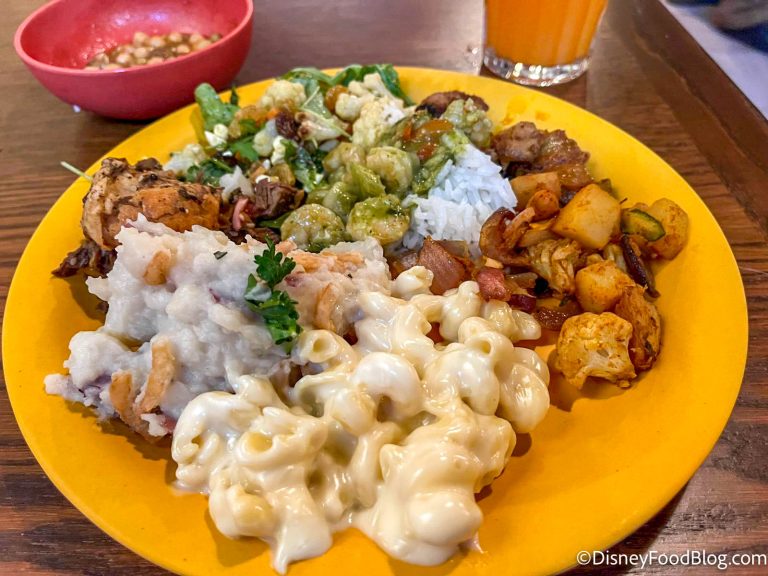 PHOTOS: Buffets Have Returned to Tusker House in Disney's Animal ...