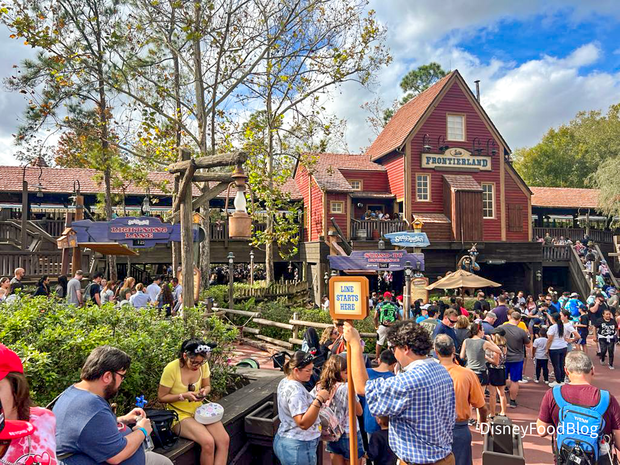 WARNING: 14 Rides Had Wait Times Over 100 Minutes in Disney World Today ...