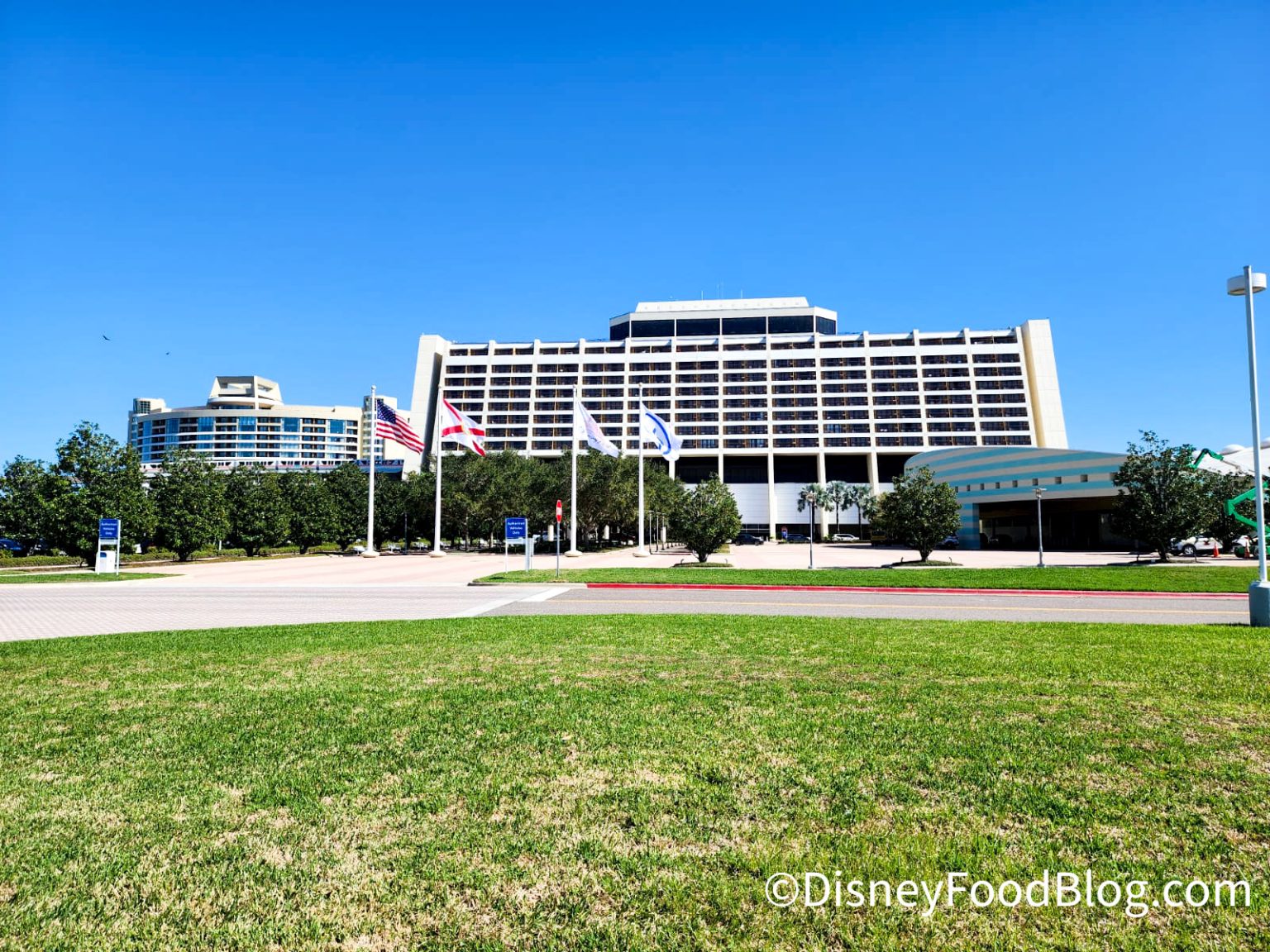 The Closest Disney World Resorts To Magic Kingdom | the disney food blog