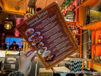 REVIEW: Is Trader Sam's Tiki Bar Worth the WAIT? | the disney food blog