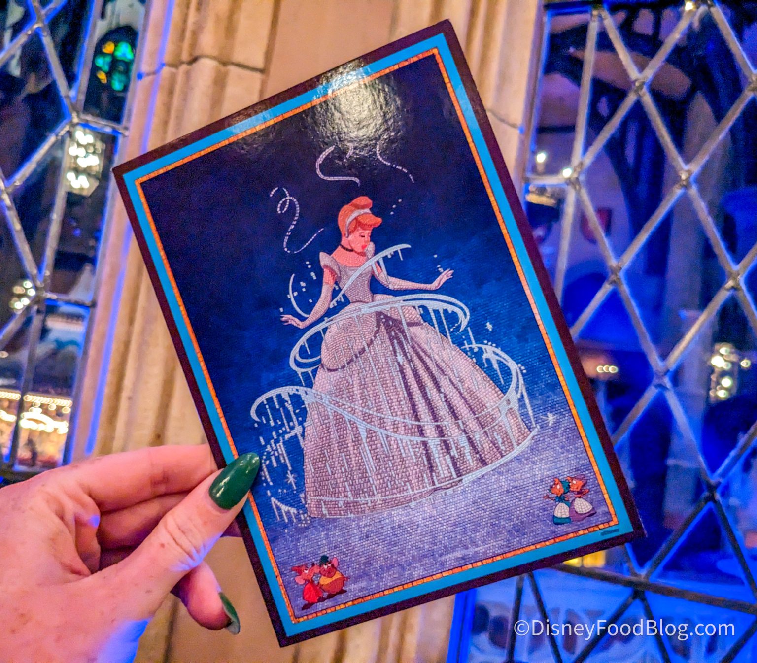 We Reviewed the Hardest Dinner Reservation You Can Get in Magic Kingdom ...