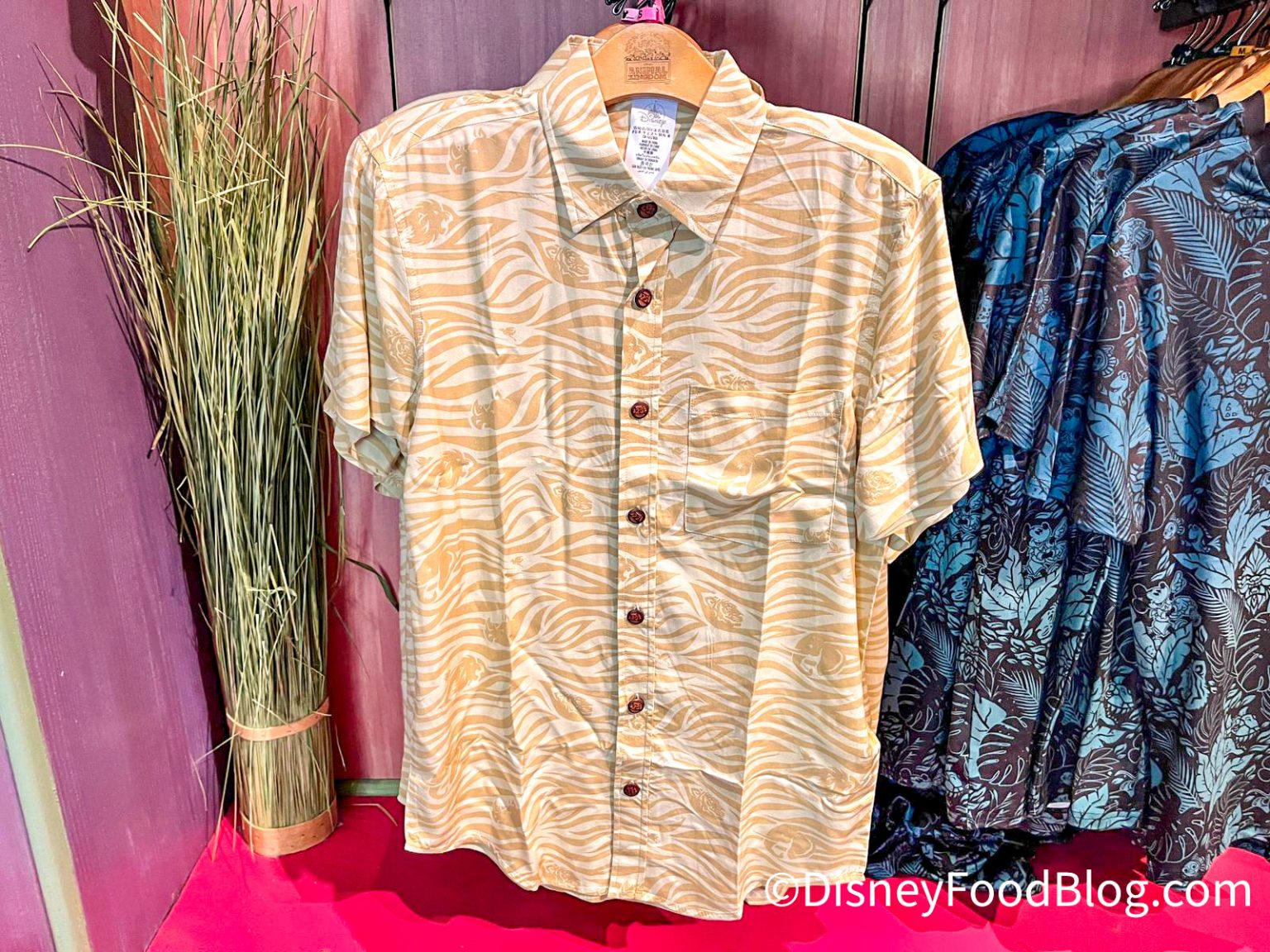 The EXCLUSIVE Merchandise That's Flying Off The Shelves in Disney World ...