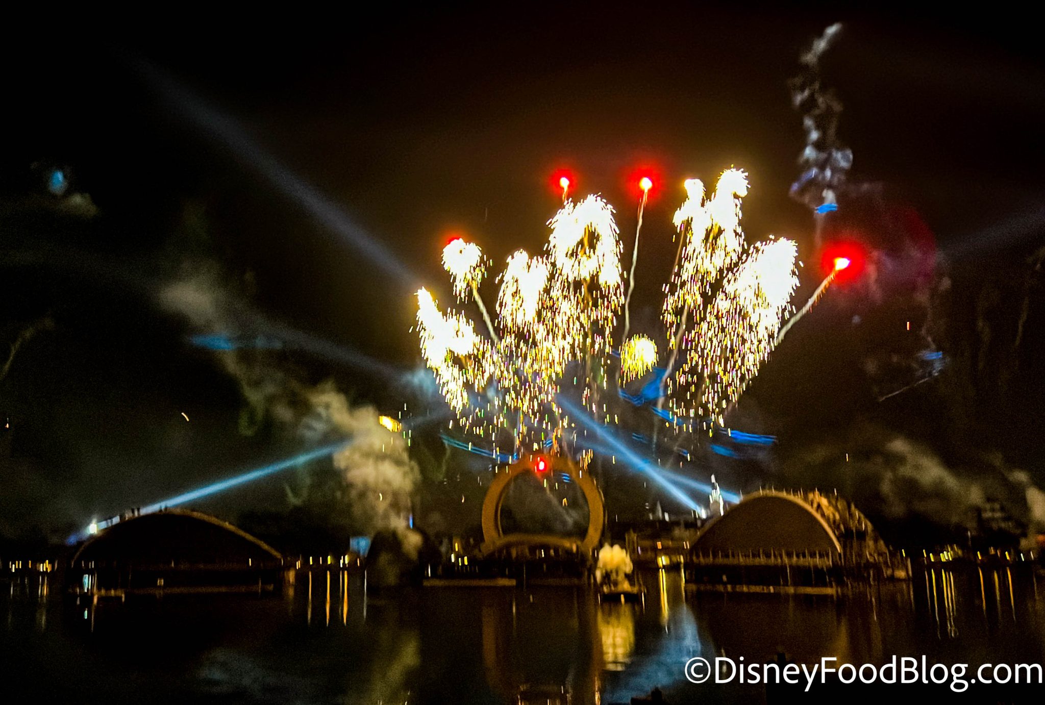 VIDEO: Late Night Fireworks Testing at EPCOT | the disney food blog