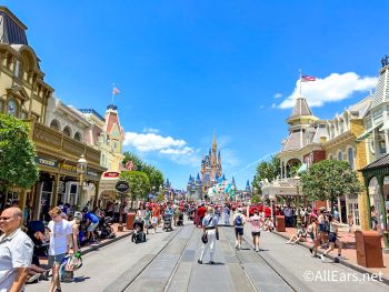 ⚠️WEATHER WARNING⚠️: Record Heat Predicted for Disney World This ...