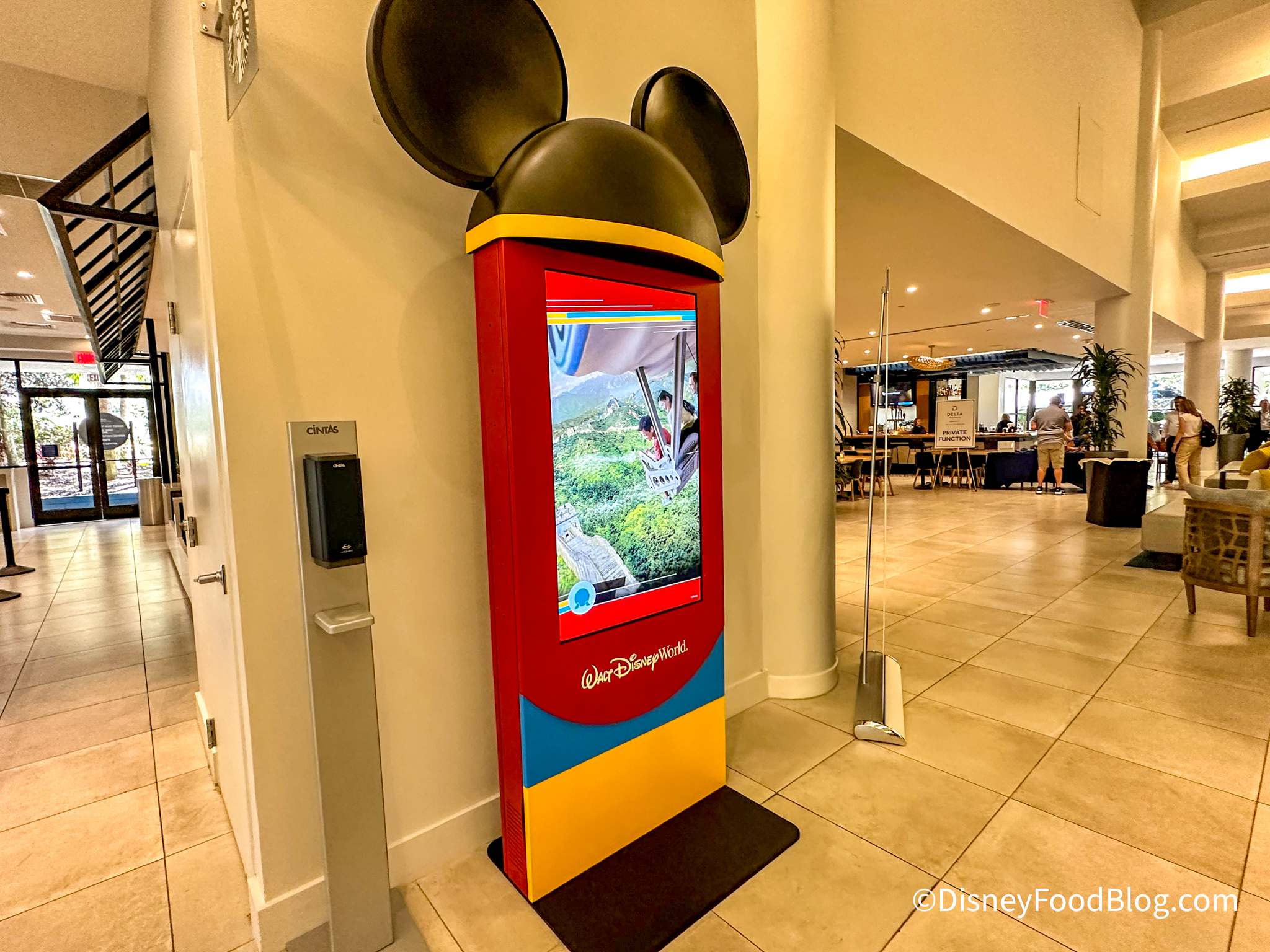 Hotel Near Disney World Debuts NEW Rooms and More Major Changes | the ...