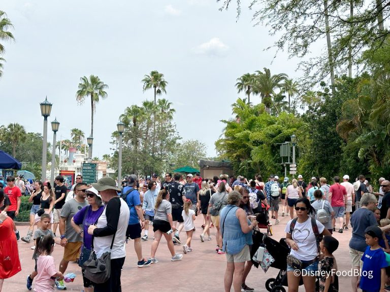 Disney World Crowds Have Gotten Unpredictable. Here's How To Make That ...