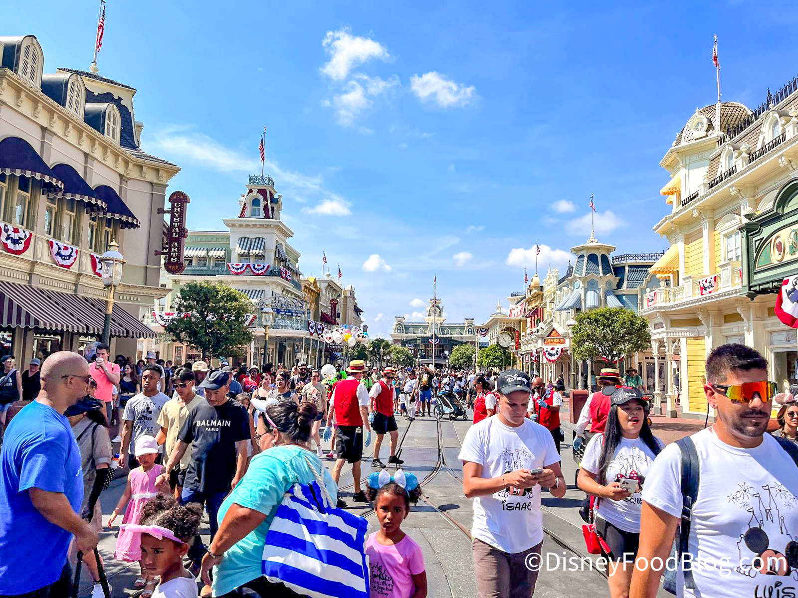 13 Things The Pros Buy BEFORE Their Disney World Trip | the disney food ...
