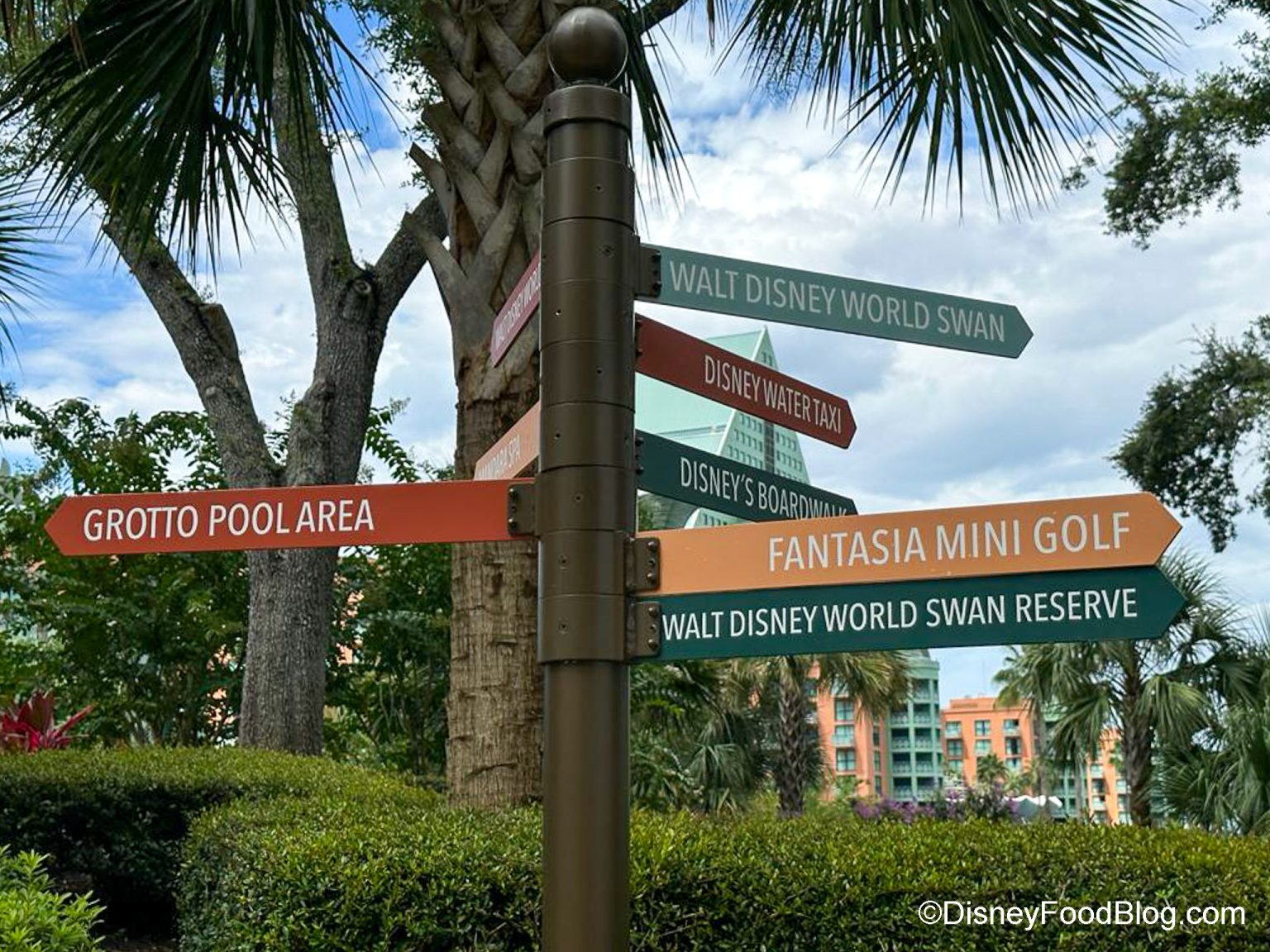 Hotels That Will Waste Your Time in Disney World | the disney food blog
