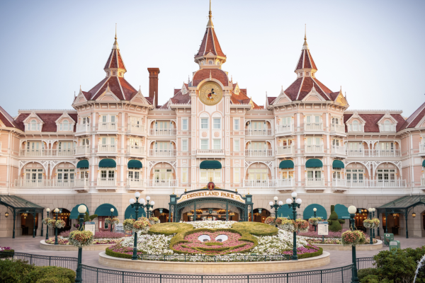 This Airline's Sweepstakes Will Take You To Disney's NEWEST Park ...