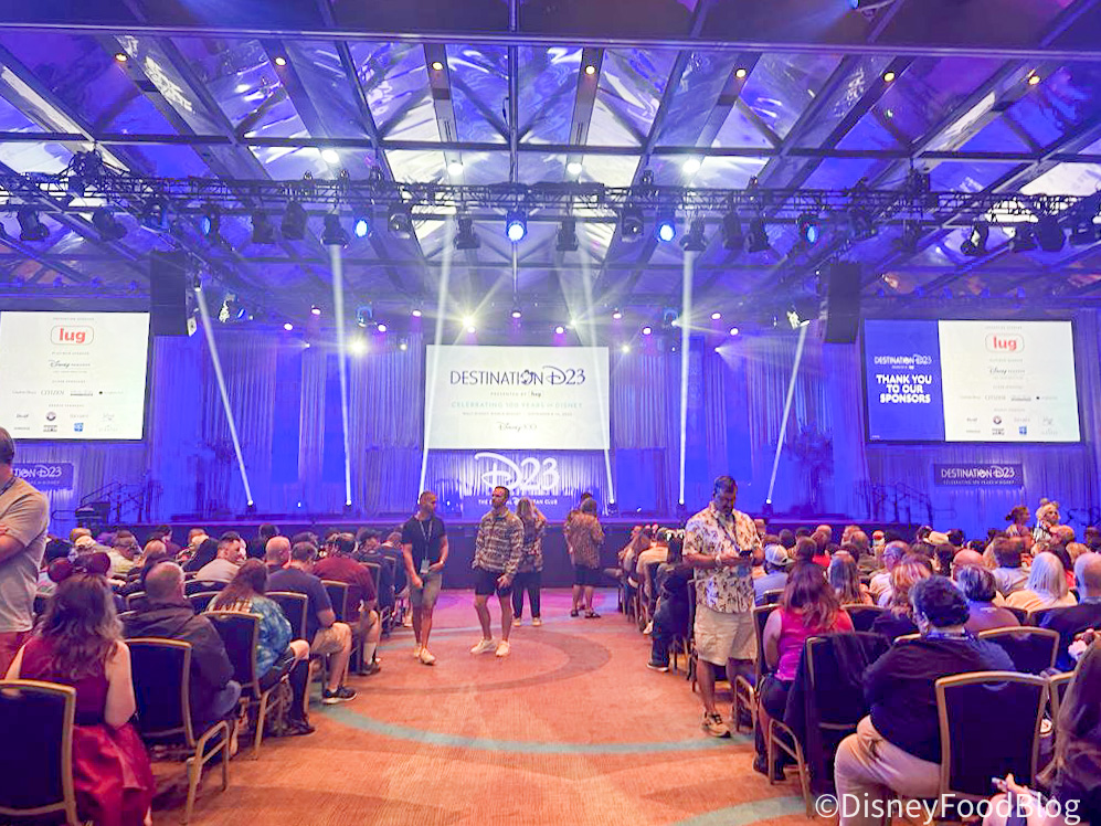 How YOU Can Get a Free Gift From Disney's Biggest Fan Event of the Year ...