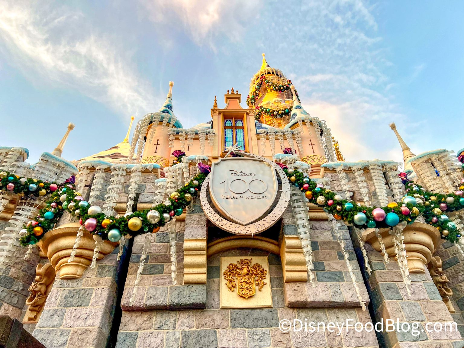 Disneyland Resort Holiday Season Dining and Events | the disney food blog