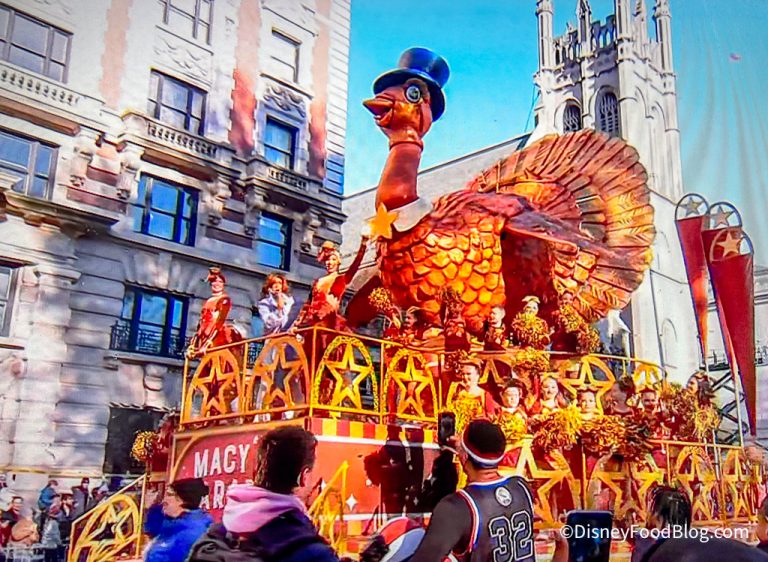 NEWS: Disney Debuted a NEW Macy's Thanksgiving Day Parade Float for ...