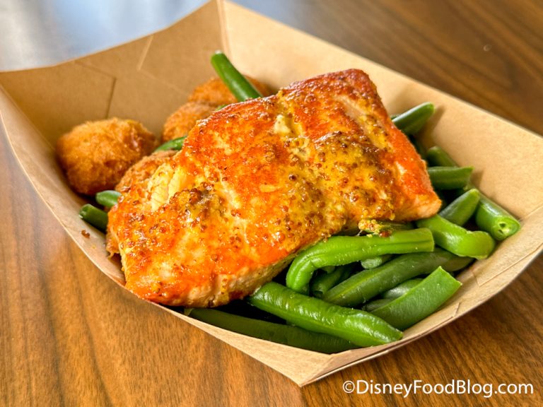 REVIEW: We Tried FANCY SALMON 🎩 in Disney World (and Were Pleasantly ...