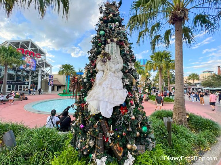 Check Out the AMAZING Trees at the Christmas Tree Stroll in Disney ...