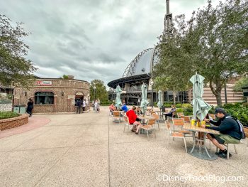 REVIEW: Only ADVENTUROUS Eaters Will Dare to Try This Special Item in ...