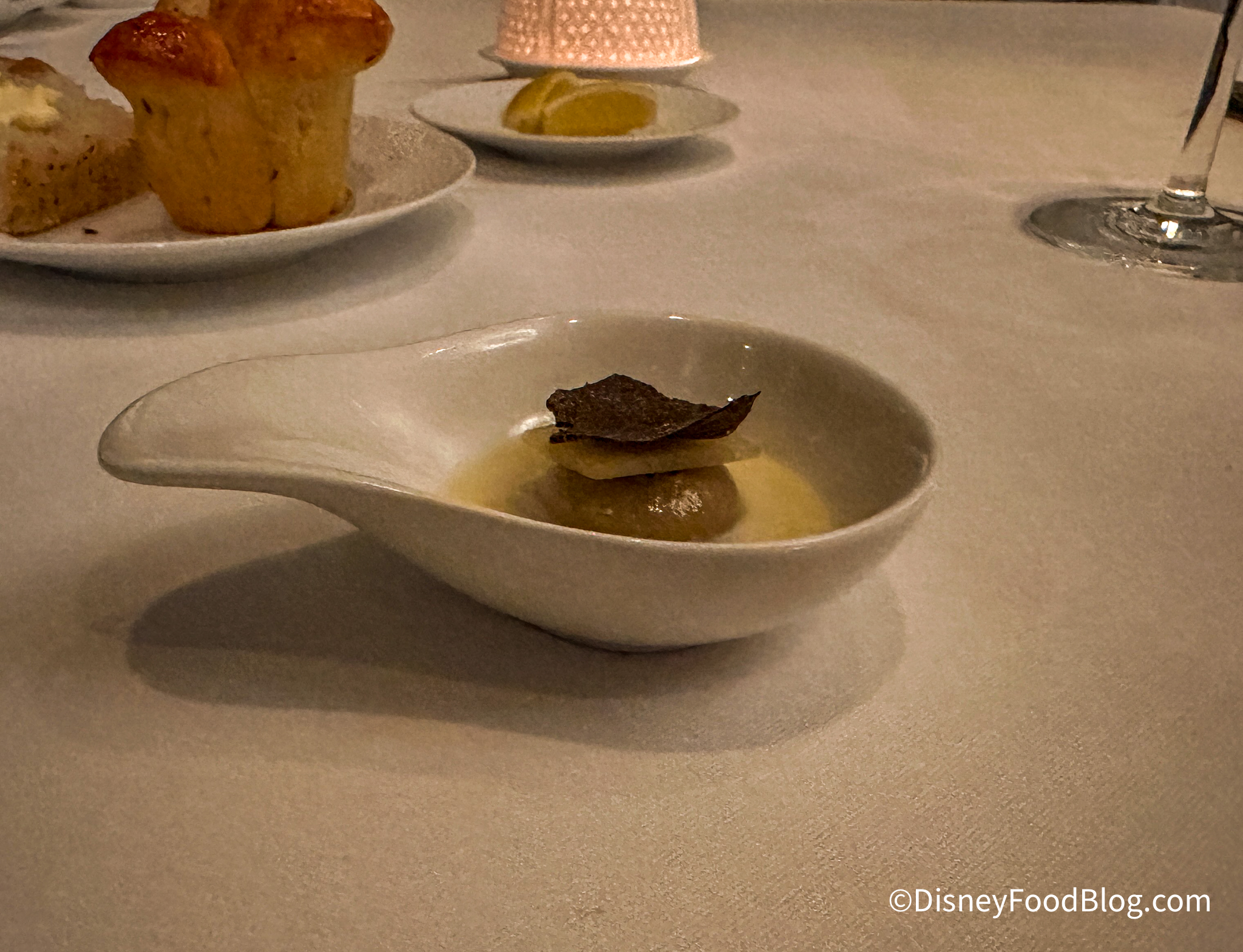REVIEW: Is This Entrée Really Worth $300 😱 at One of the Most Expensive ...