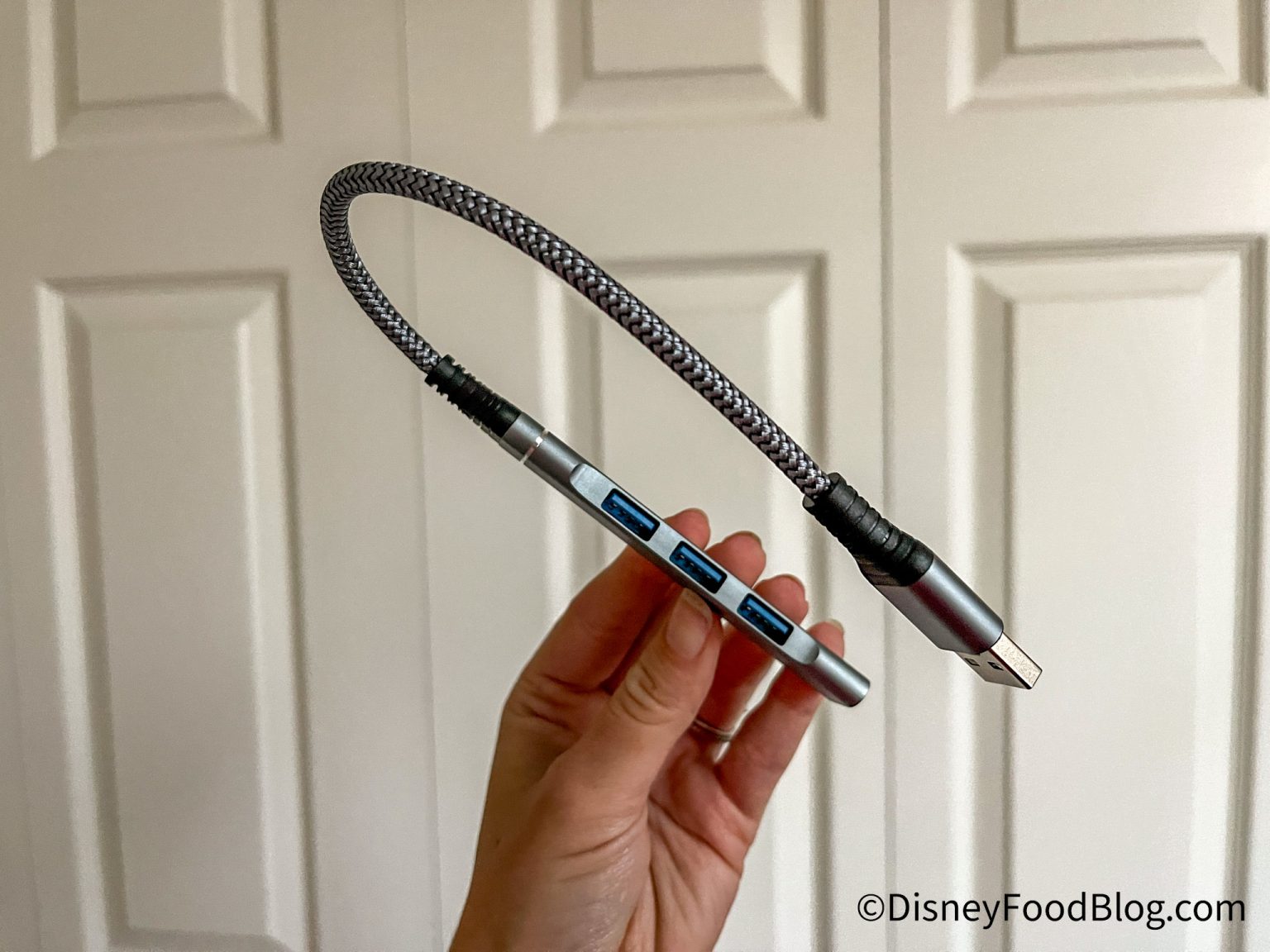 6 Essentials Under $30 That We Constantly Take to Disney World | the ...