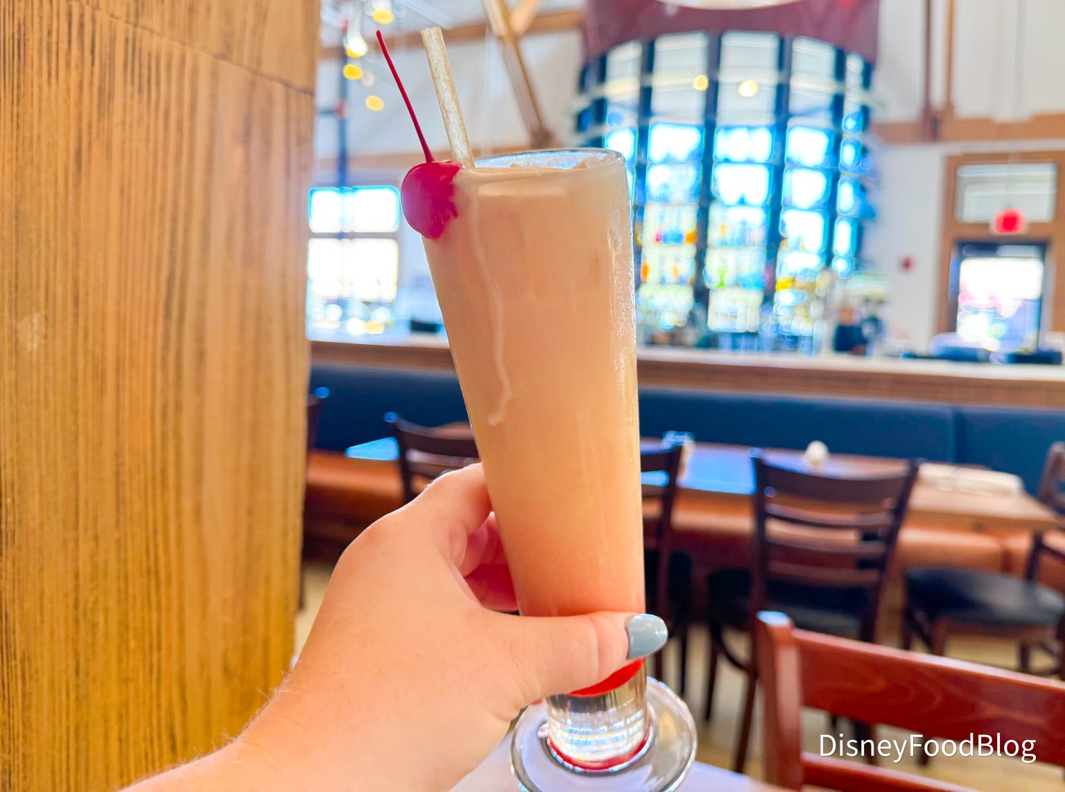 REVIEW: This Disney Restaurant Has A Churro Donut? Say Less. | the ...