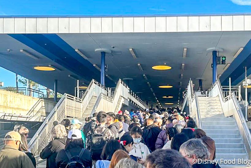 The Entrance to Magic Kingdom Looks DIFFERENT Today! - Disney by Mark