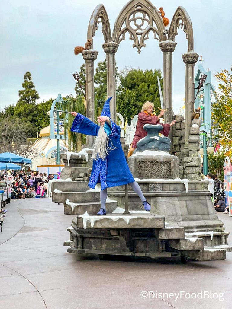 Disney's Popular Magic Happens Parade Is FINALLY BACK! | the disney ...