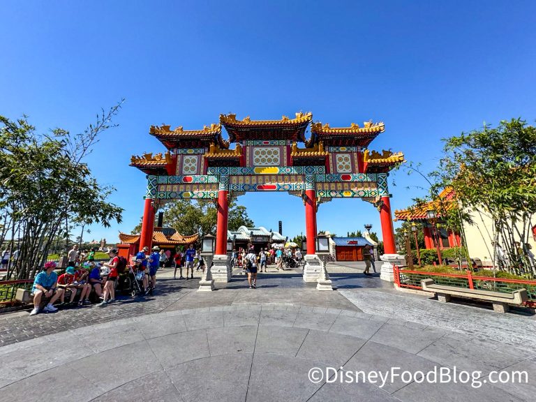 Disney Adults Have Adopted A New China Pavilion Trend | the disney food ...