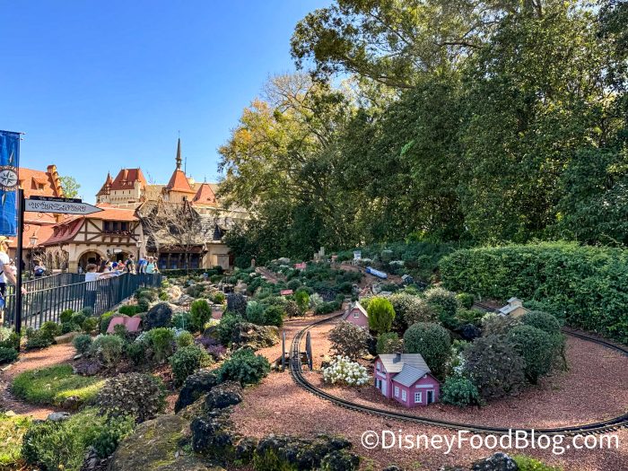 There's a NEW Addition in EPCOT's Tiny Train Town! | the disney food blog