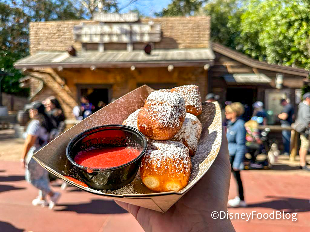 CONFIRMED: You Can Still Buy BEIGNETS in Magic Kingdom for a Few More ...