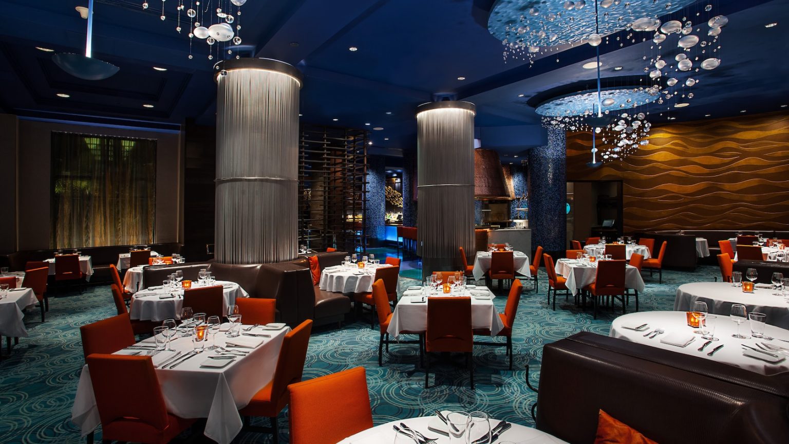 How to Dine at One of the Most Expensive Restaurants in Disney World ...