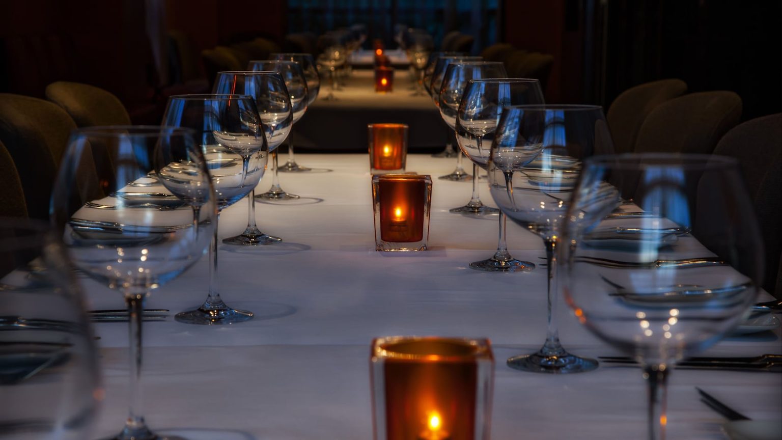 How to Dine at One of the Most Expensive Restaurants in Disney World ...