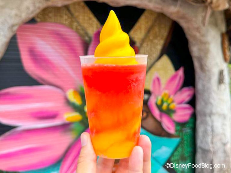 EPCOT Is the ONLY Place To Get This Custom Dole Whip in Disney World ...