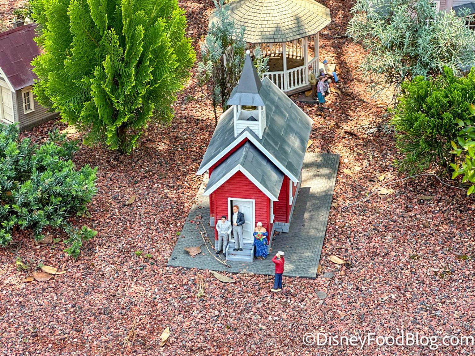 EPCOT's Tiny Train Town Has Devolved Into ANARCHY | the disney food blog
