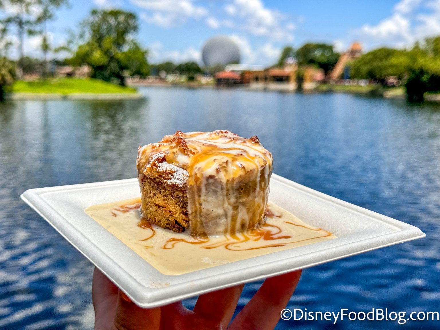 Disney Holiday Recipe: Gingerbread Beignets | the disney food blog