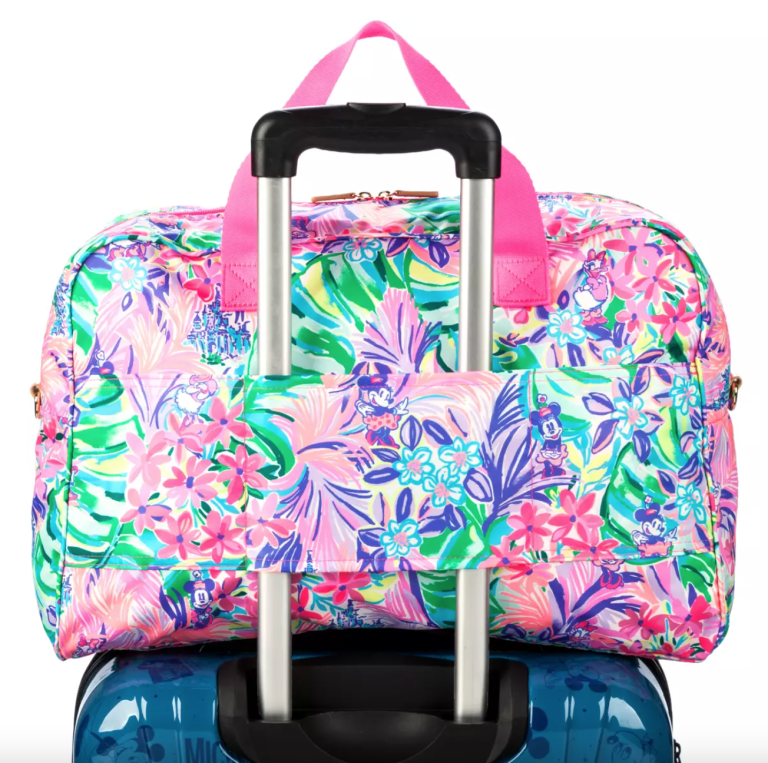 A NEW Collection by Lilly Pulitzer Has Some PERFECT Disney World Park ...
