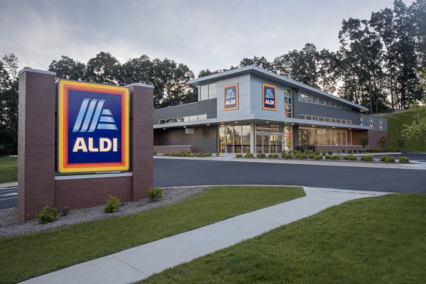 Multiple Disney LEGO Sets, Halloween Souvenirs Coming to ALDI Next Week ...