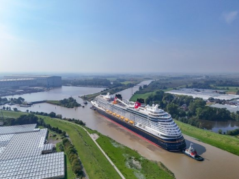 FULL GUIDE to 3 Types of Disney Cruise Line Ships (and the BIG ...
