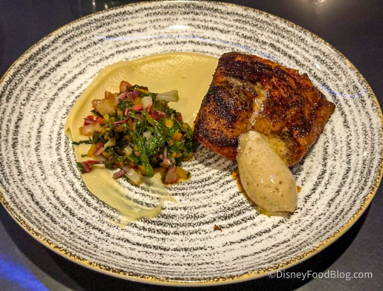 REVIEW: Could This NEW Menu Fix One of Disney World's Most DIVISIVE ...