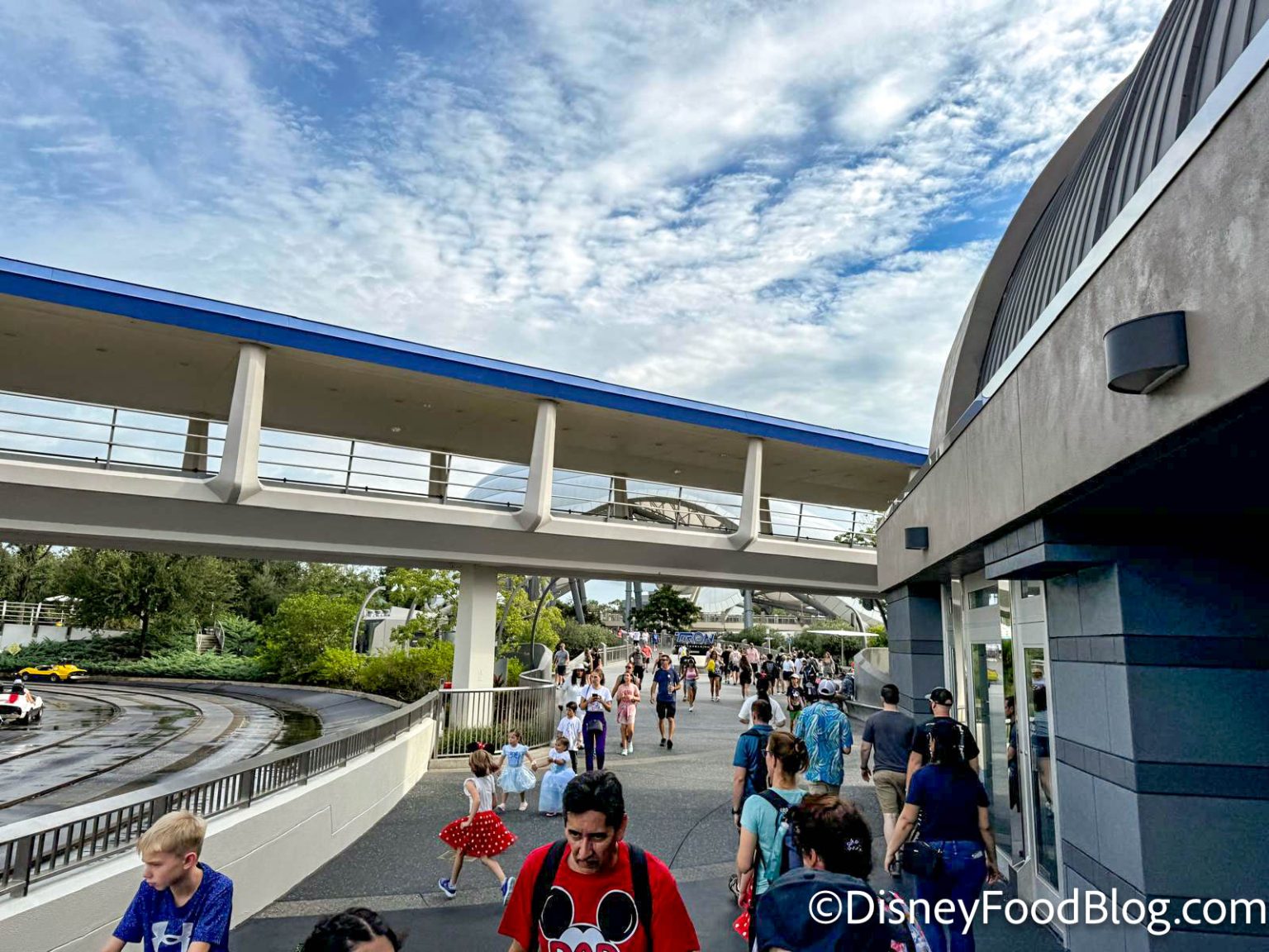 BREAKING: MAJOR Change Starts Today at a Popular Magic Kingdom Coaster ...